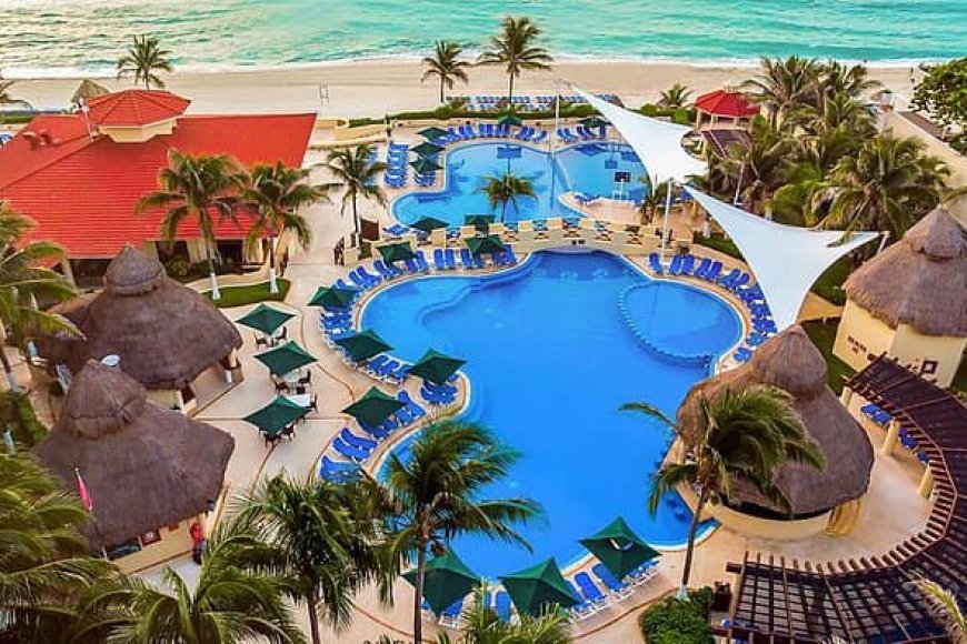 Expedia's Flight + Hotel Bundles: Save Up to 100% on Caribbean Trips